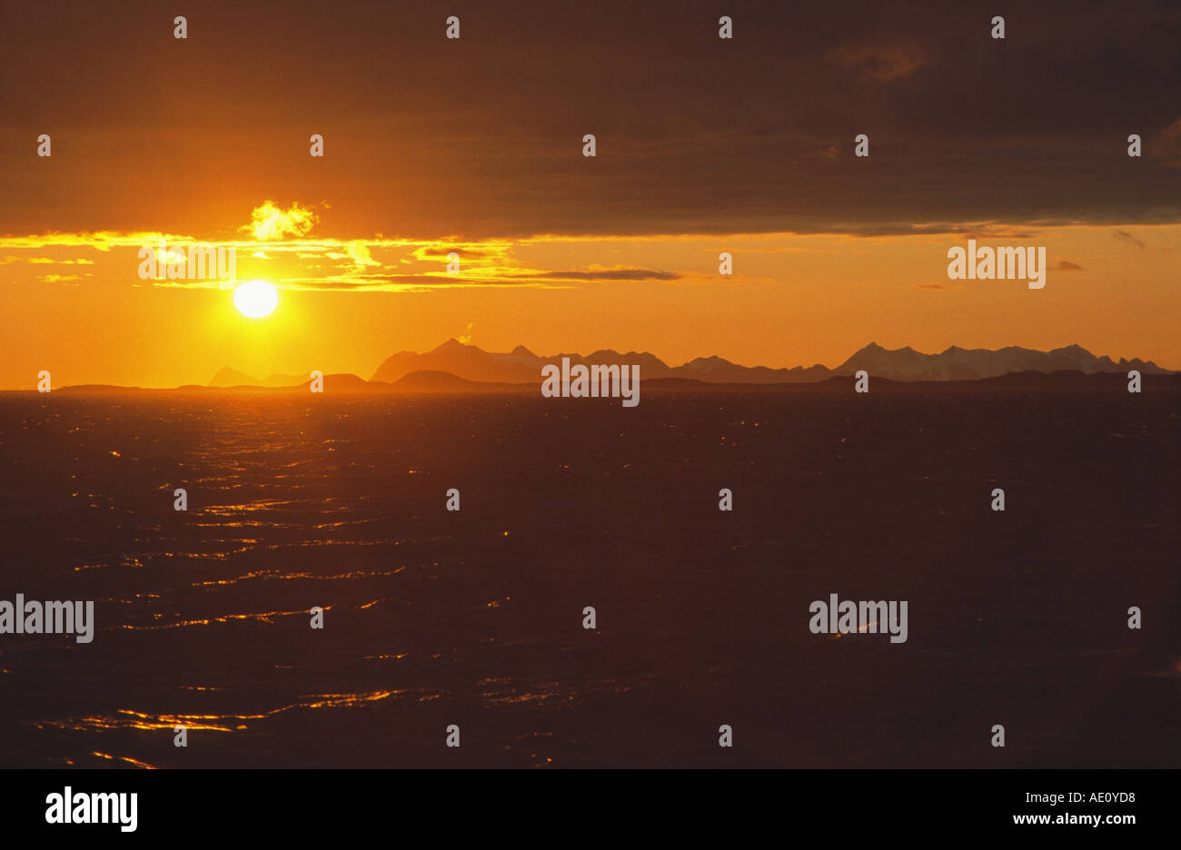 midnight sun over Svalbard, Norway, Spitsbergen Stock Photo - Alamy