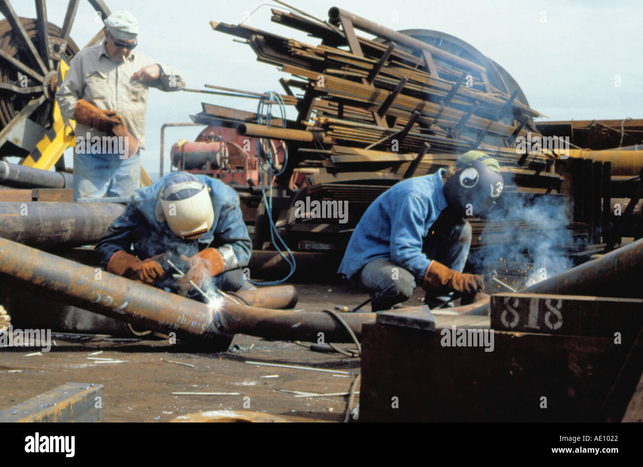 Oil rig platform module hi-res stock photography and images - Alamy