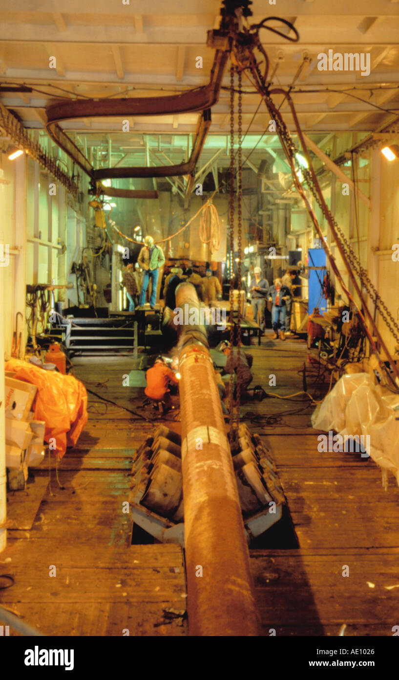 Offshore pipe laying vessel hi-res stock photography and images - Alamy