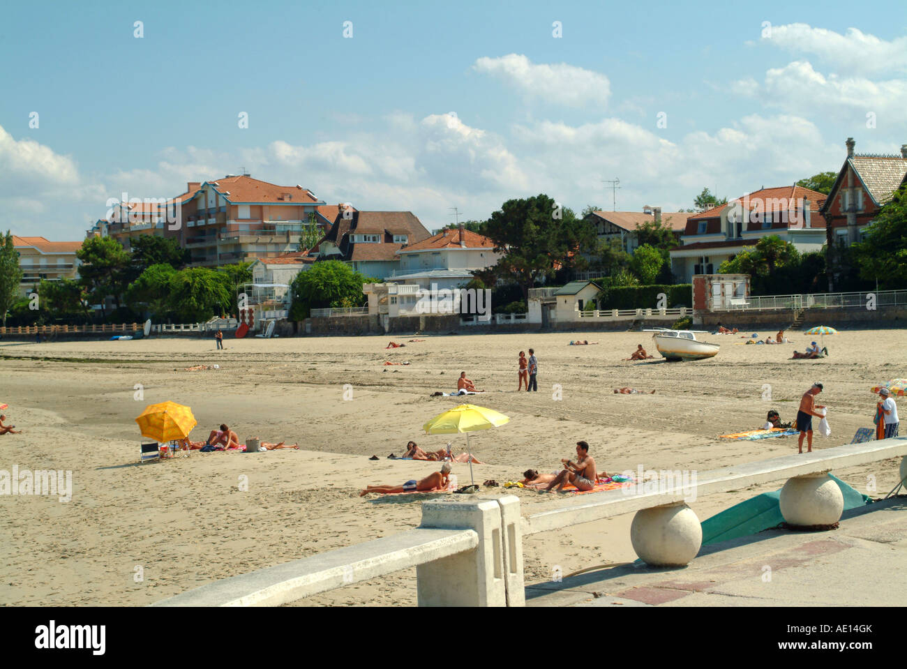 The beach at Arcachon Stock Photo - Alamy