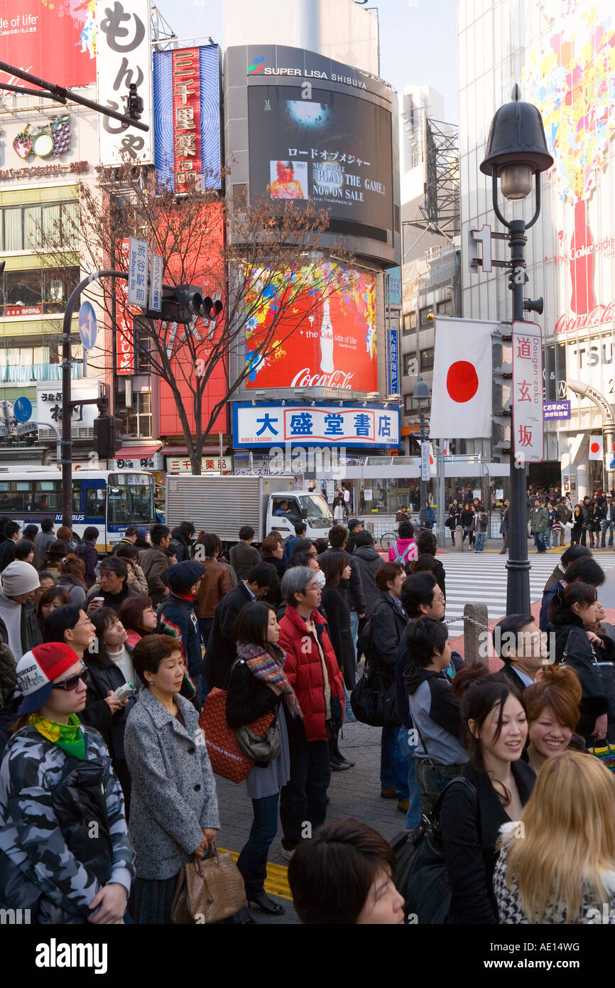 Asia Japan Honshu Tokyo busy intersection in Shibuya Stock Photo - Alamy