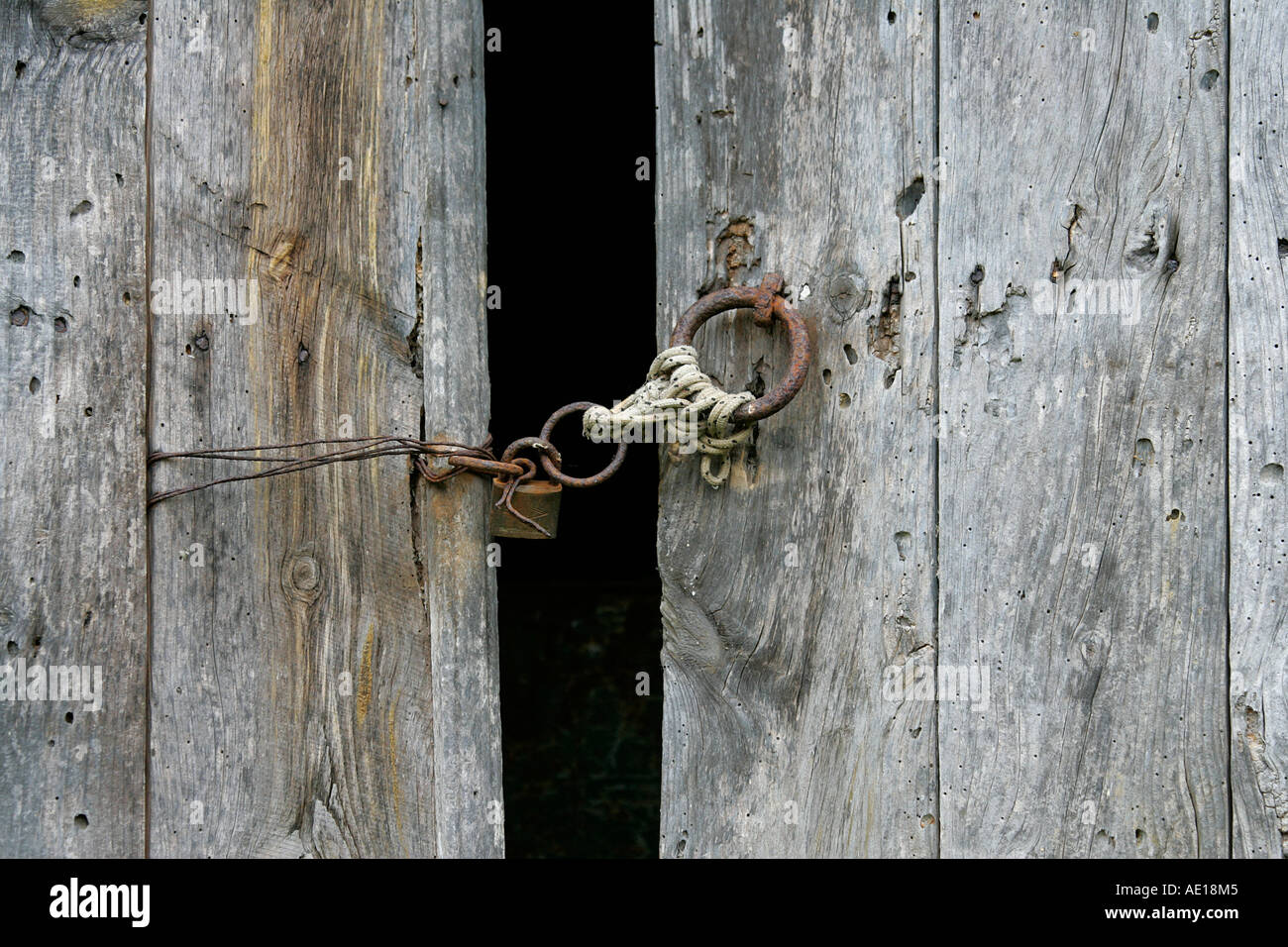 wooden door knocker padlock clasp lock clasp lock no entry architecture ...