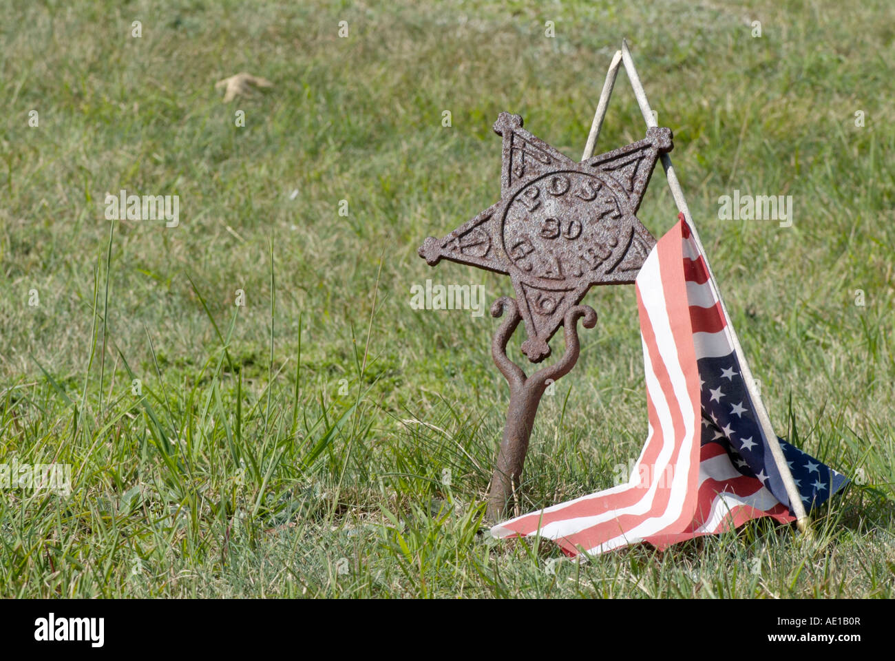 Broken American Flag still in a flag holder Stock Photo - Alamy