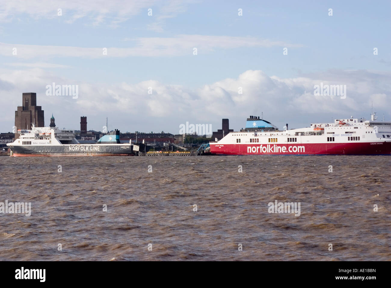 Container ship on the River Mersey near Wallasey Stock Photo - Alamy