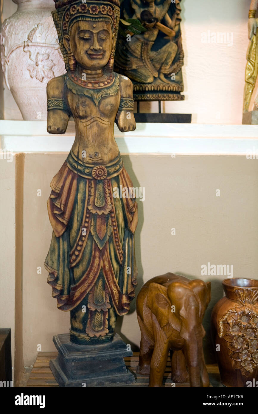 wood carved figures Stock Photo - Alamy