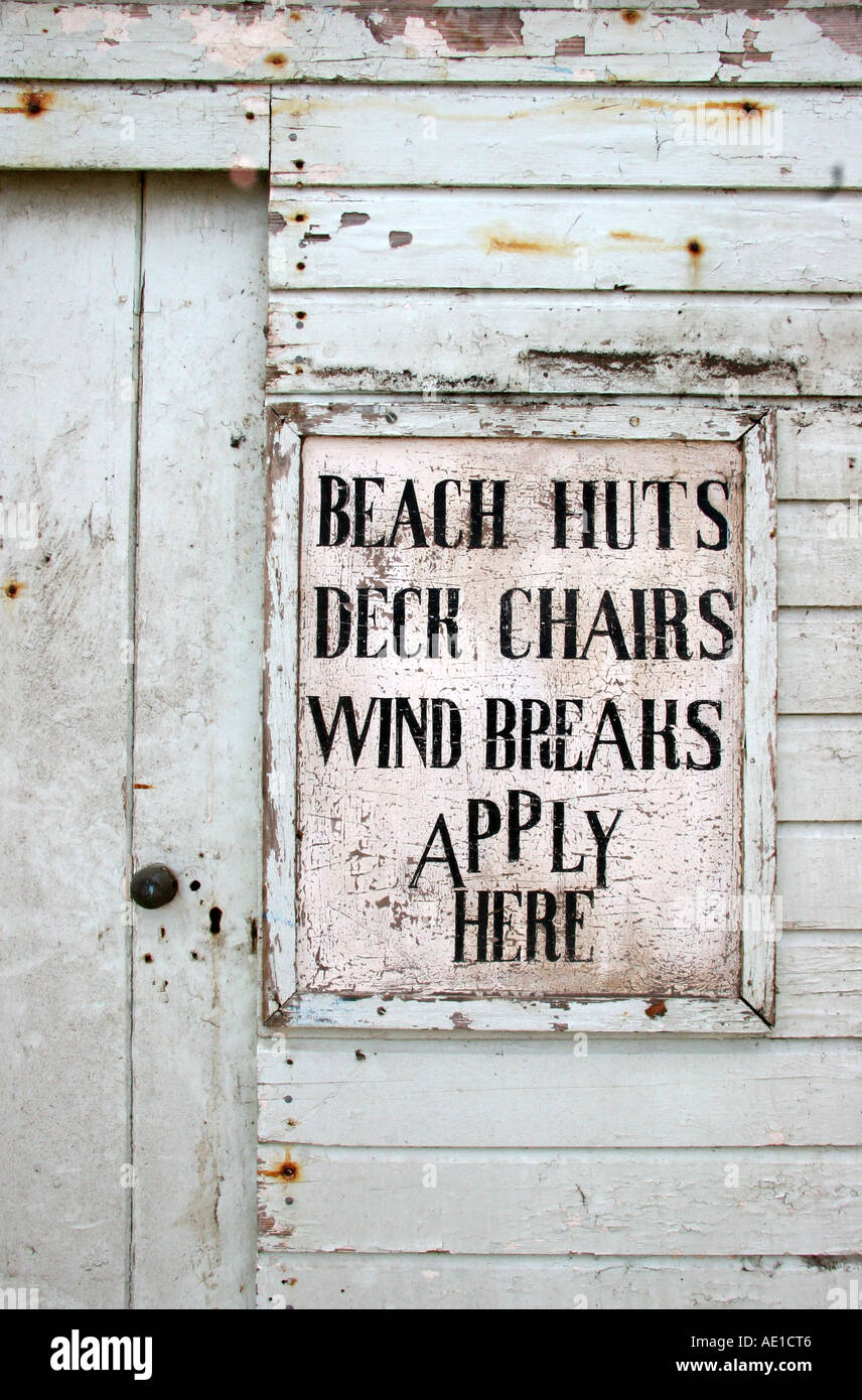 Wind rain beach holiday family hi-res stock photography and images - Alamy