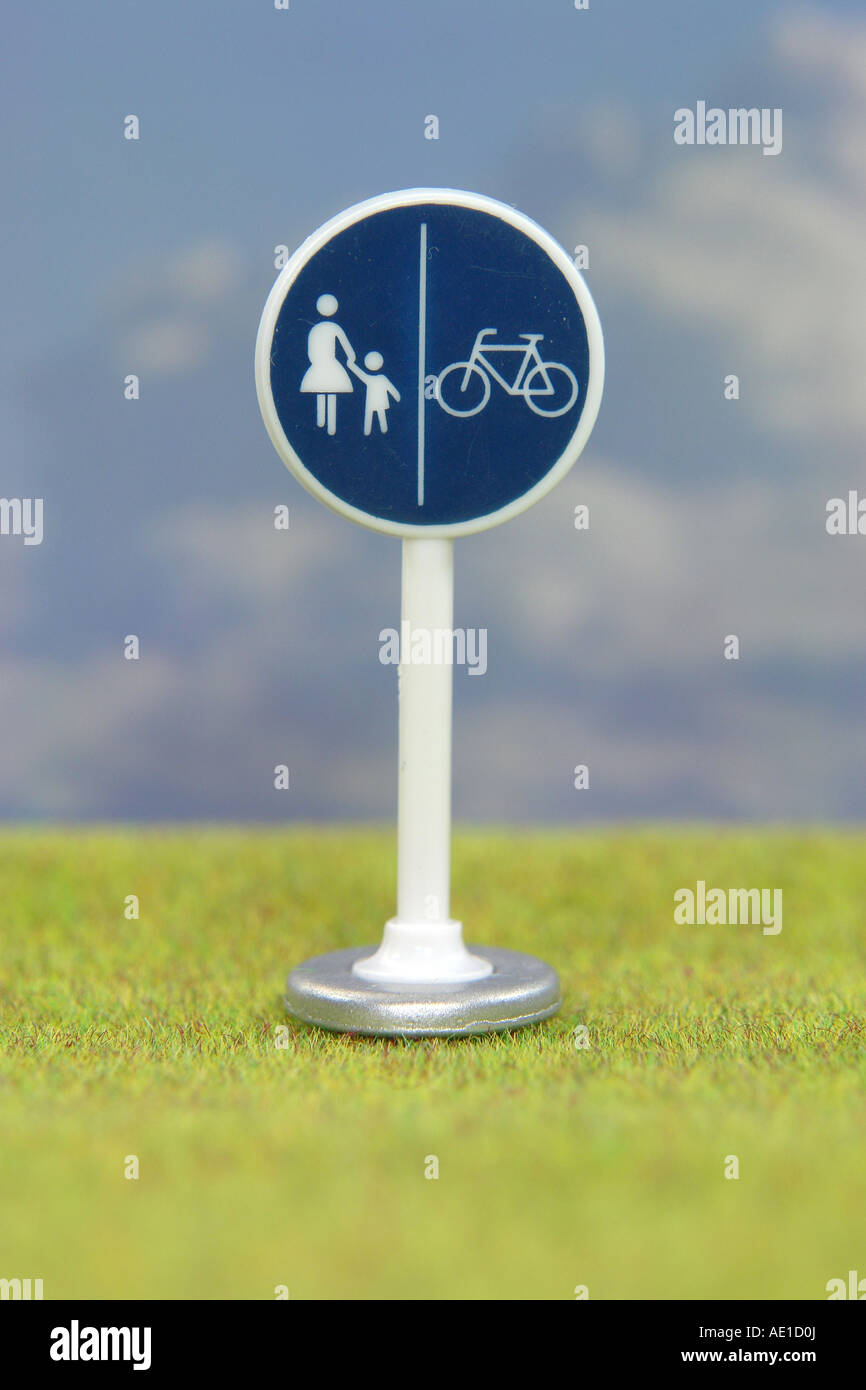 Getrennter radweg hi-res stock photography and images - Alamy