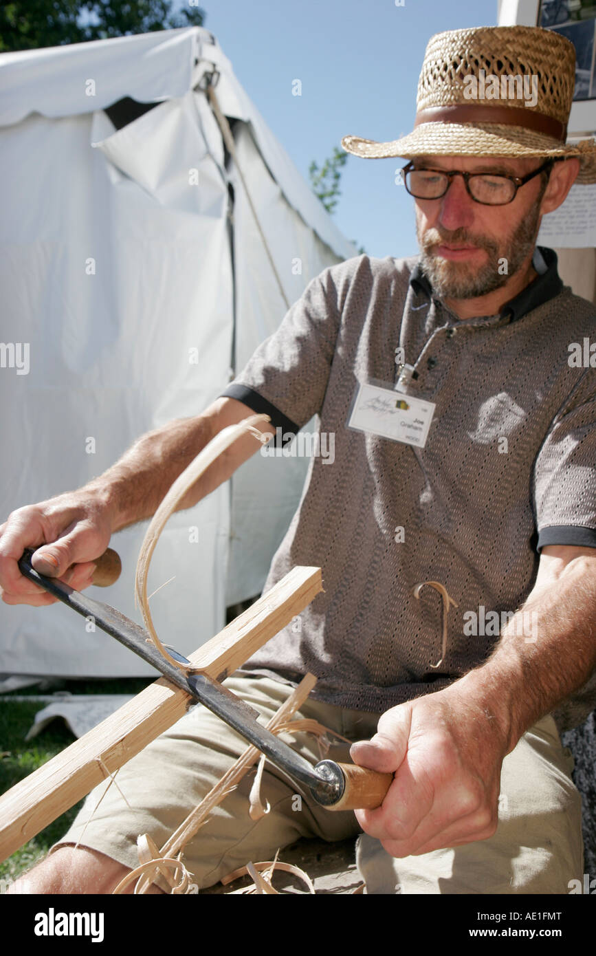 Pine wood furniture hi-res stock photography and images - Alamy