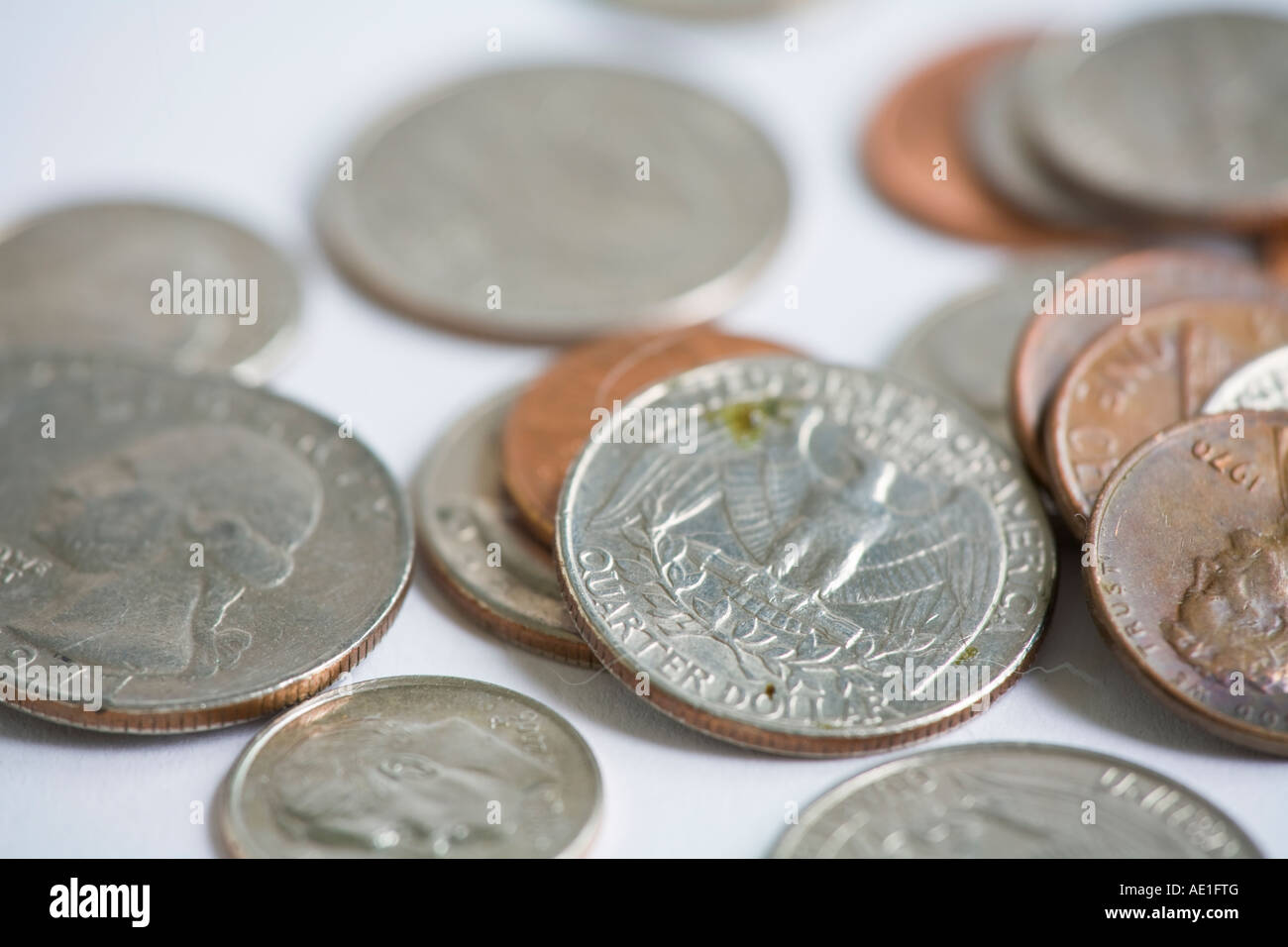 Nickel and dime coins hi-res stock photography and images - Alamy