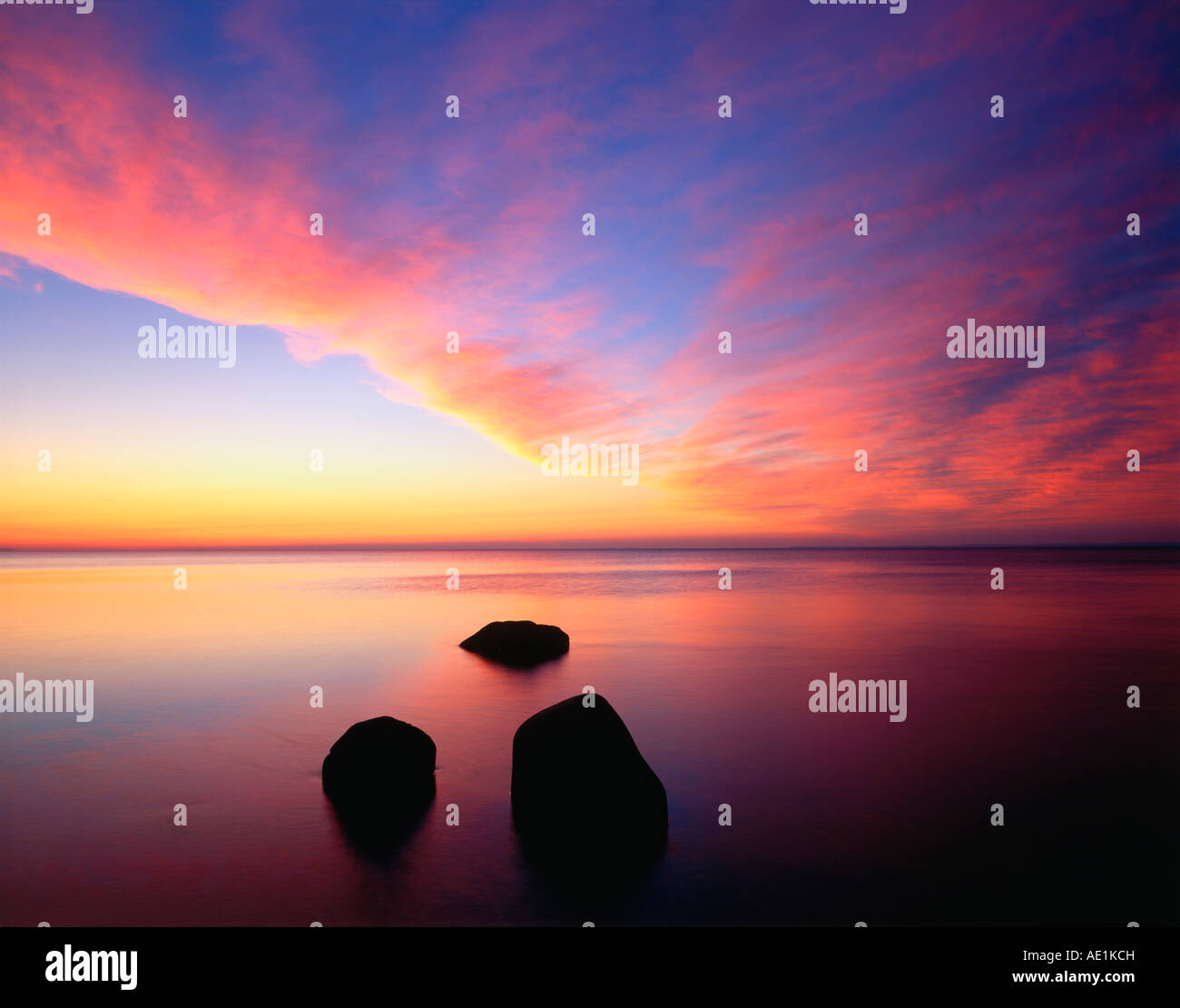 Deep lake superior hi-res stock photography and images - Alamy