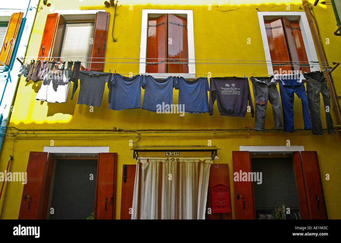 Dark coloured laundry hi-res stock photography and images - Alamy