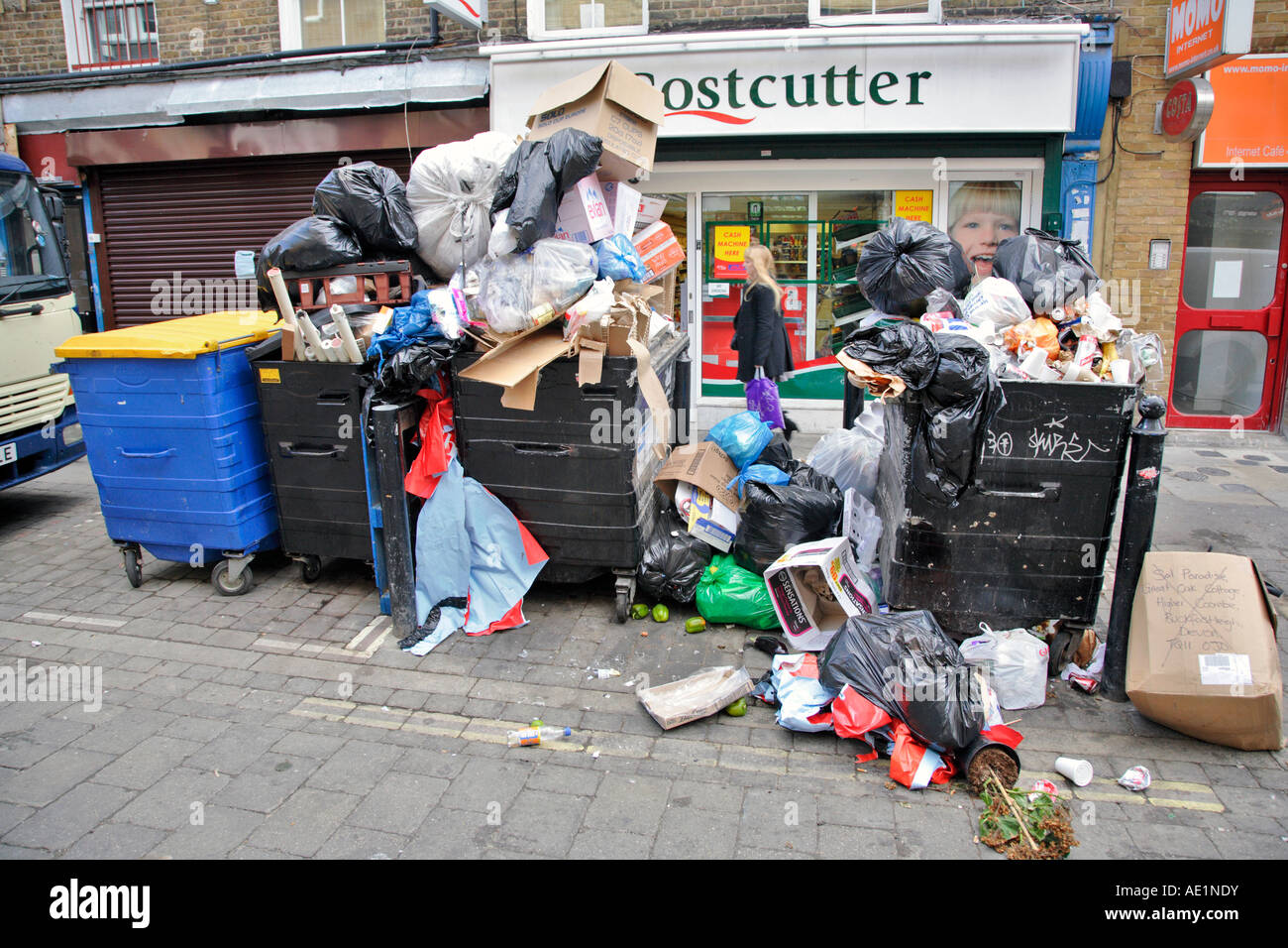 Rubbish litter bricklane hi-res stock photography and images - Alamy