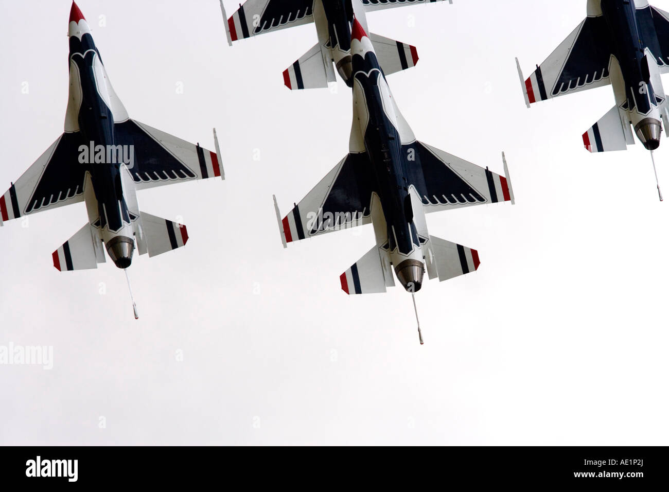 The Thunderbirds US USAF Air Force Acrobatic Team USA aerobatic team ...