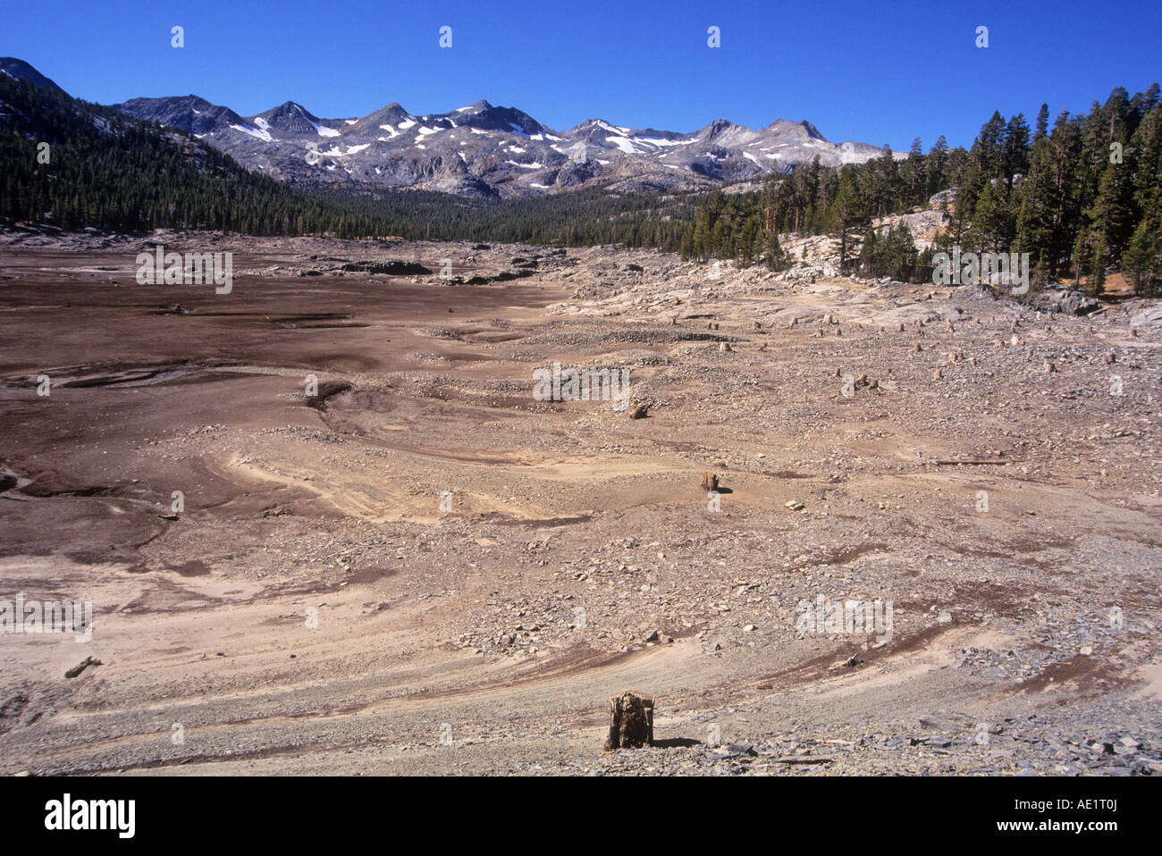 Dry Waugh Lake in the Ansel Adams Wilderness, Inyo National Forest ...