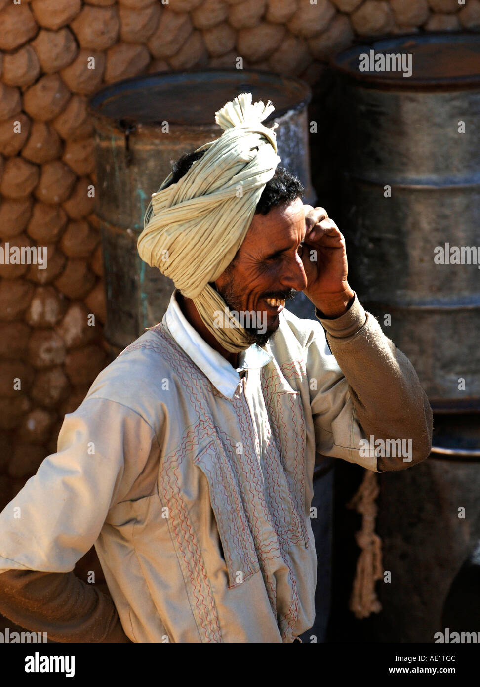 Mauritanian traditional dress hi-res stock photography and images - Alamy