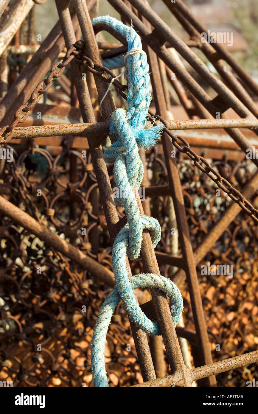 KNOT WITH BOAT ROPE AND RUSTY METAL ERQUY FISHING HARBOUR BRITTANY ...