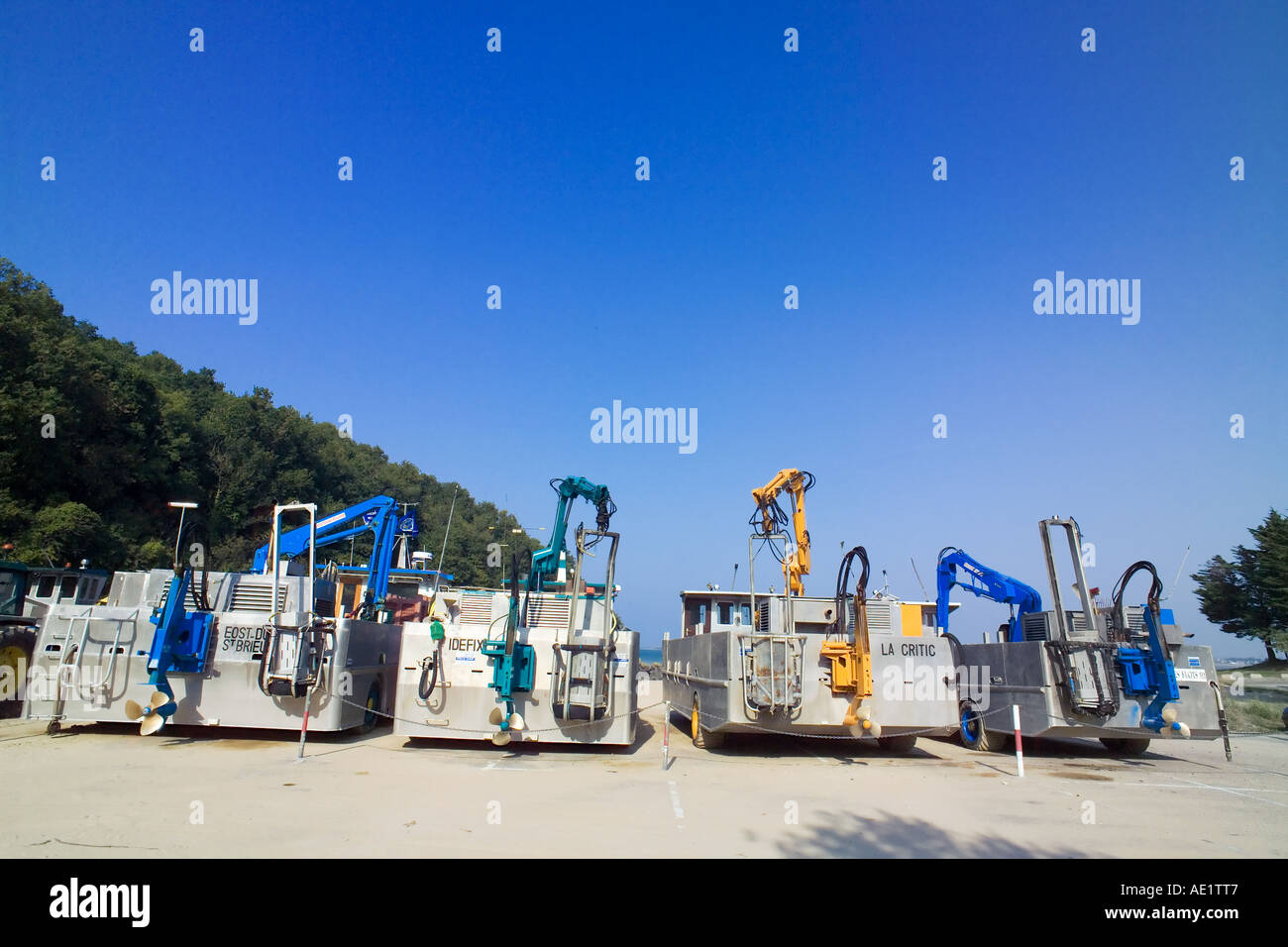 AMPHIBIAN TRUCKS FOR MUSSEL GATHERING BRITTANY FRANCE EUROPE Stock ...