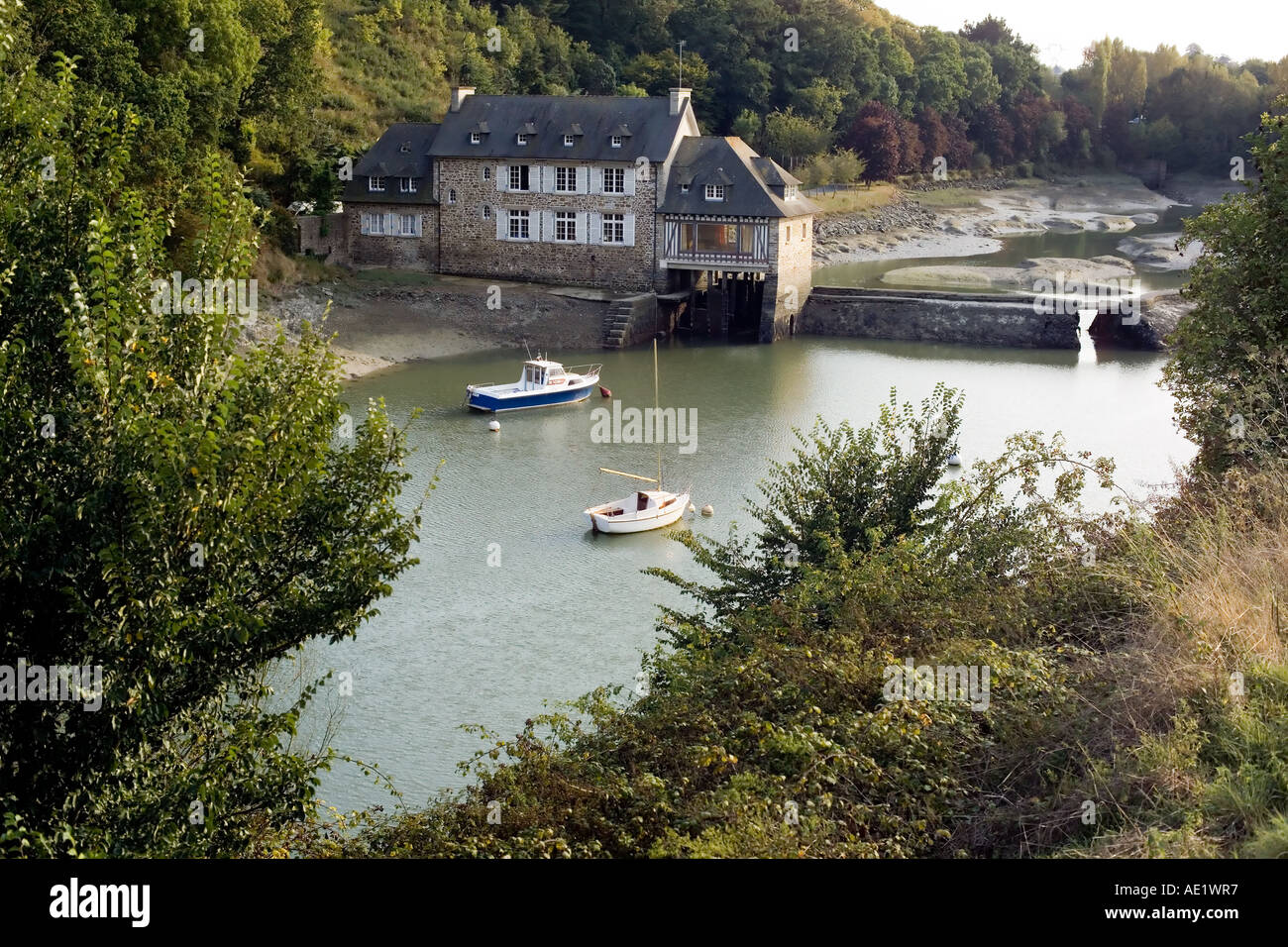 LA RICHARDAIS TIDE MILL AND RANCE RIVER BRITTANY FRANCE Stock Photo - Alamy