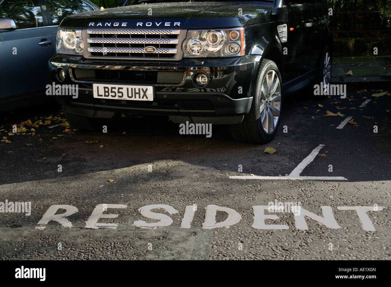 Range rover london hi-res stock photography and images - Alamy