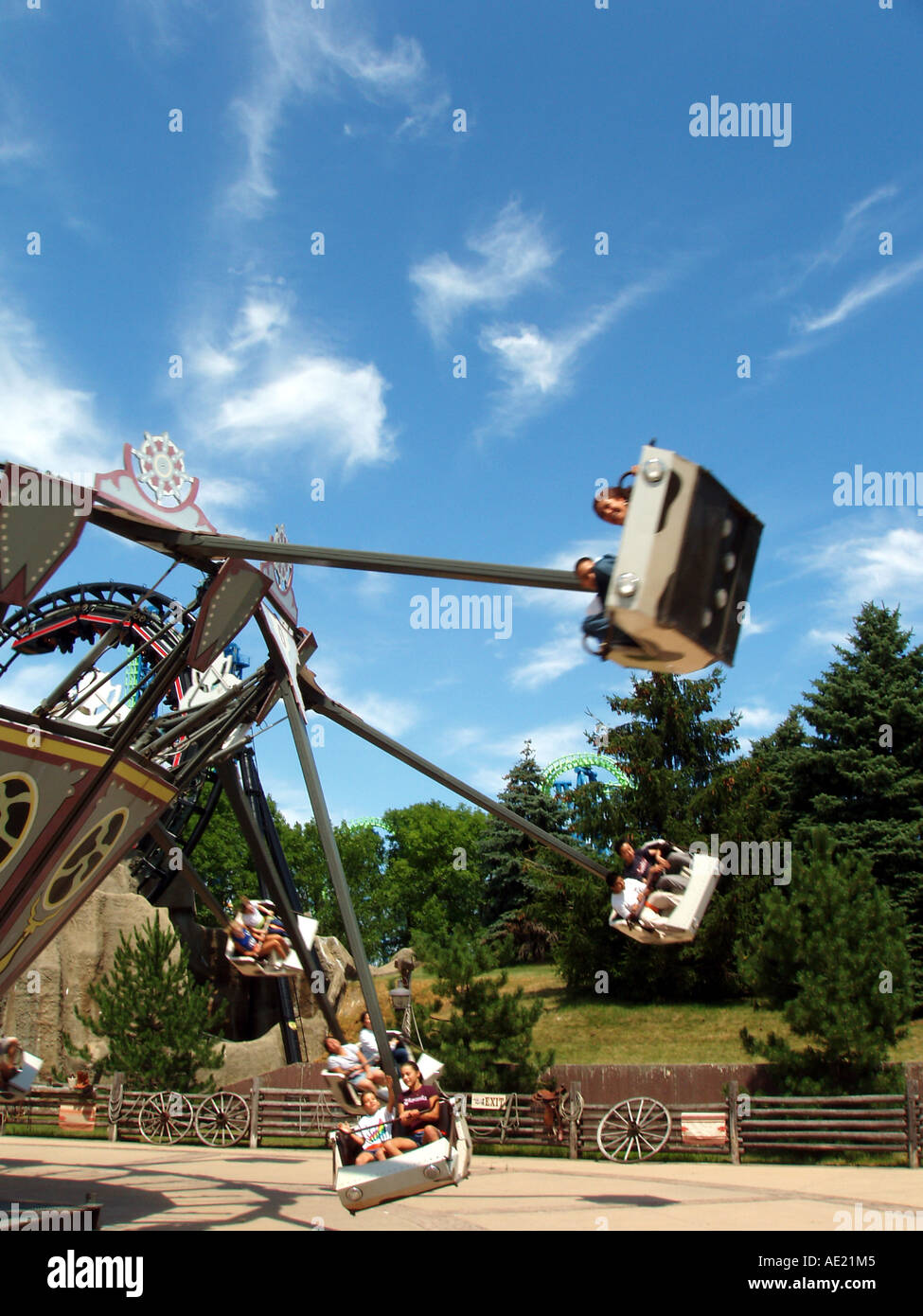 Six Flags Amusement Park Ride Stock Photo - Alamy