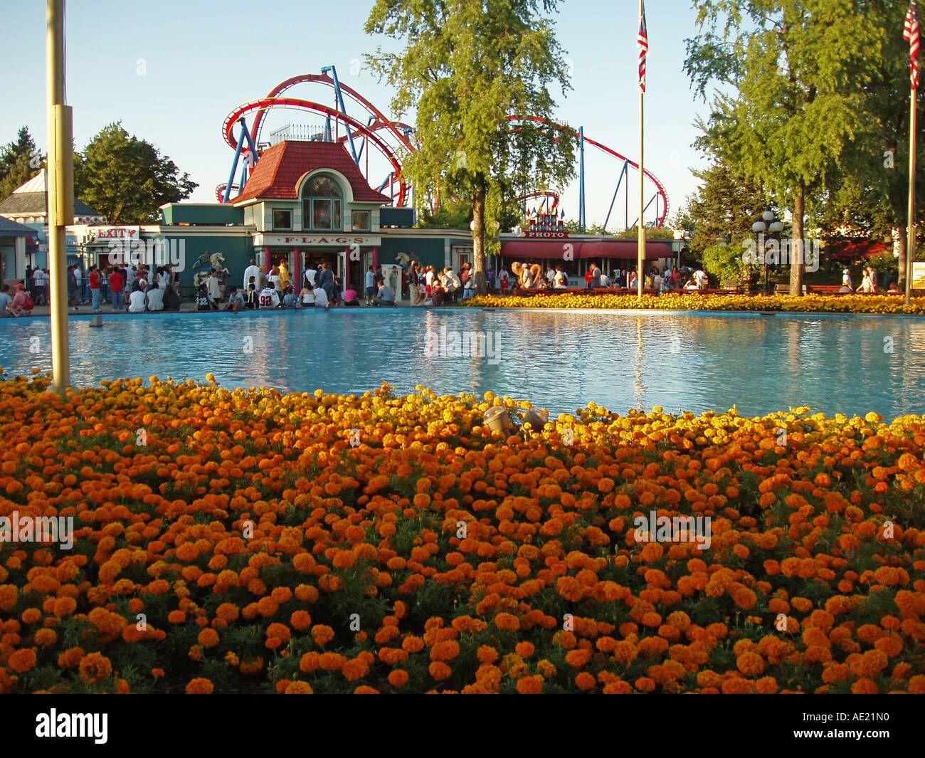 Sky ride six flags hi-res stock photography and images - Alamy
