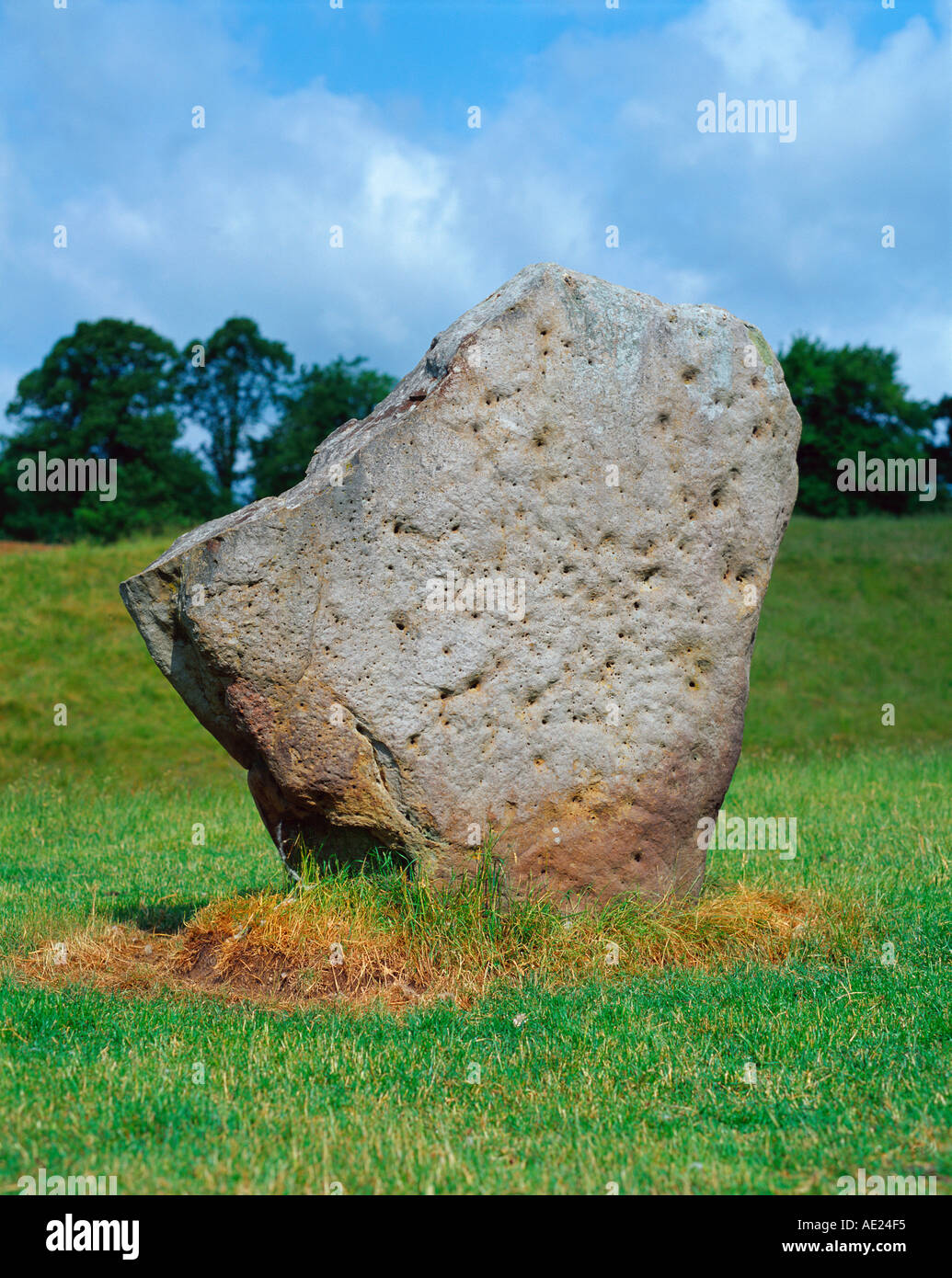 Avebury stone circle and ley lines hi-res stock photography and images ...