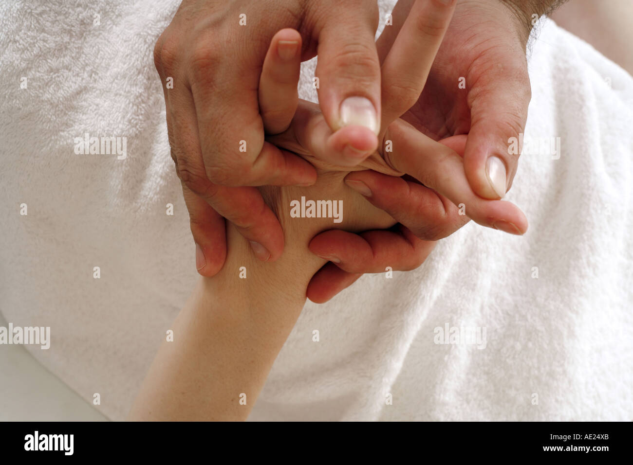 Two masseuses hi-res stock photography and images - Alamy