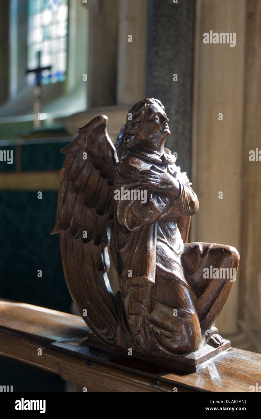 Wooden Statue Exeter Cathedral Stock Photo - Alamy