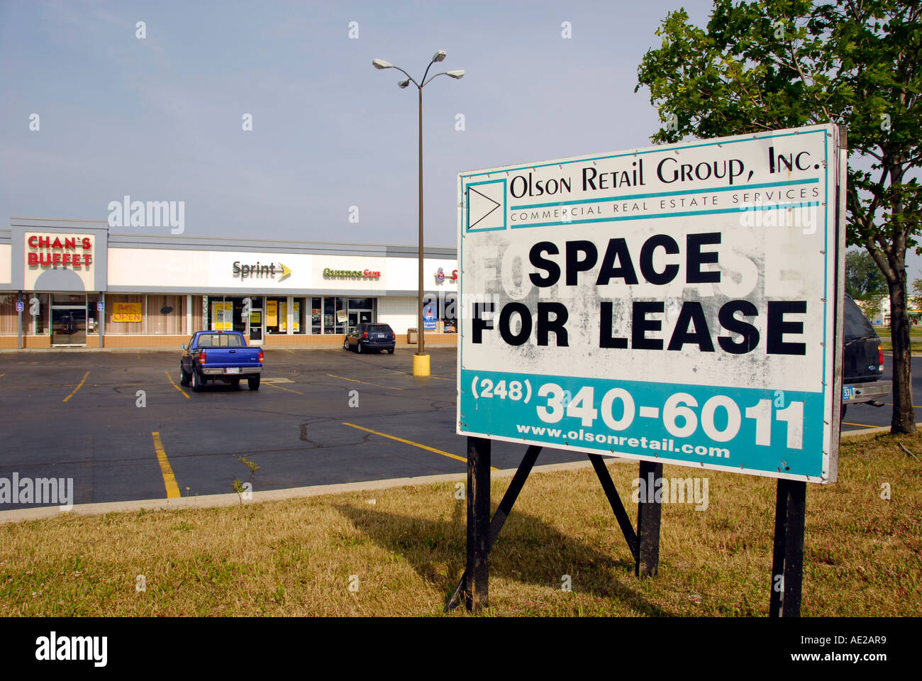 Space for lease sign in shopping mall Stock Photo - Alamy