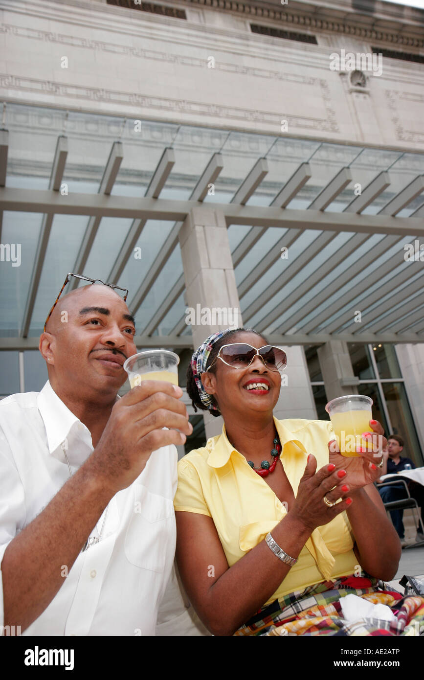 Clap all blacks hi-res stock photography and images - Alamy