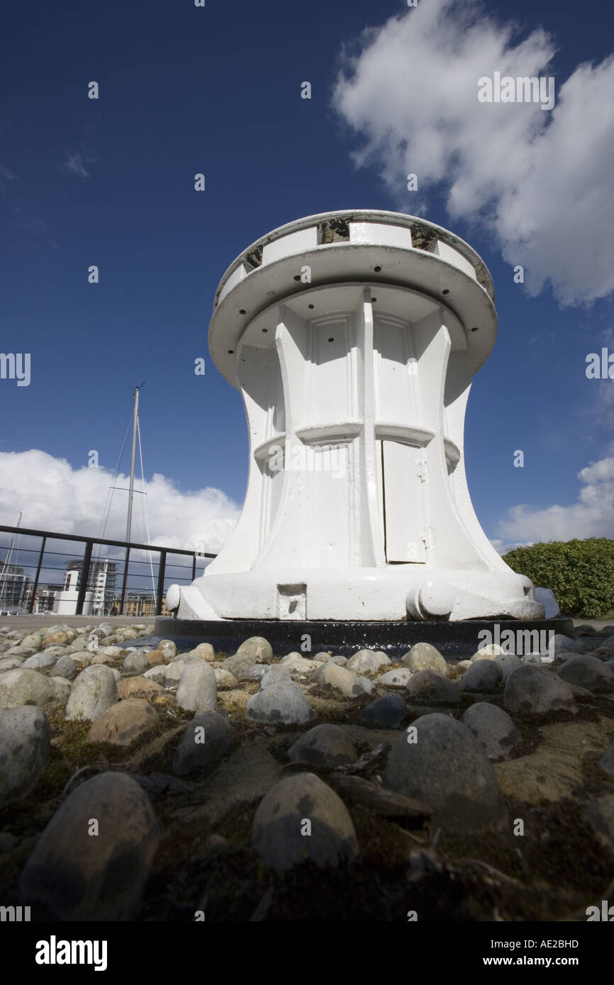 Ships capstan hi-res stock photography and images - Alamy