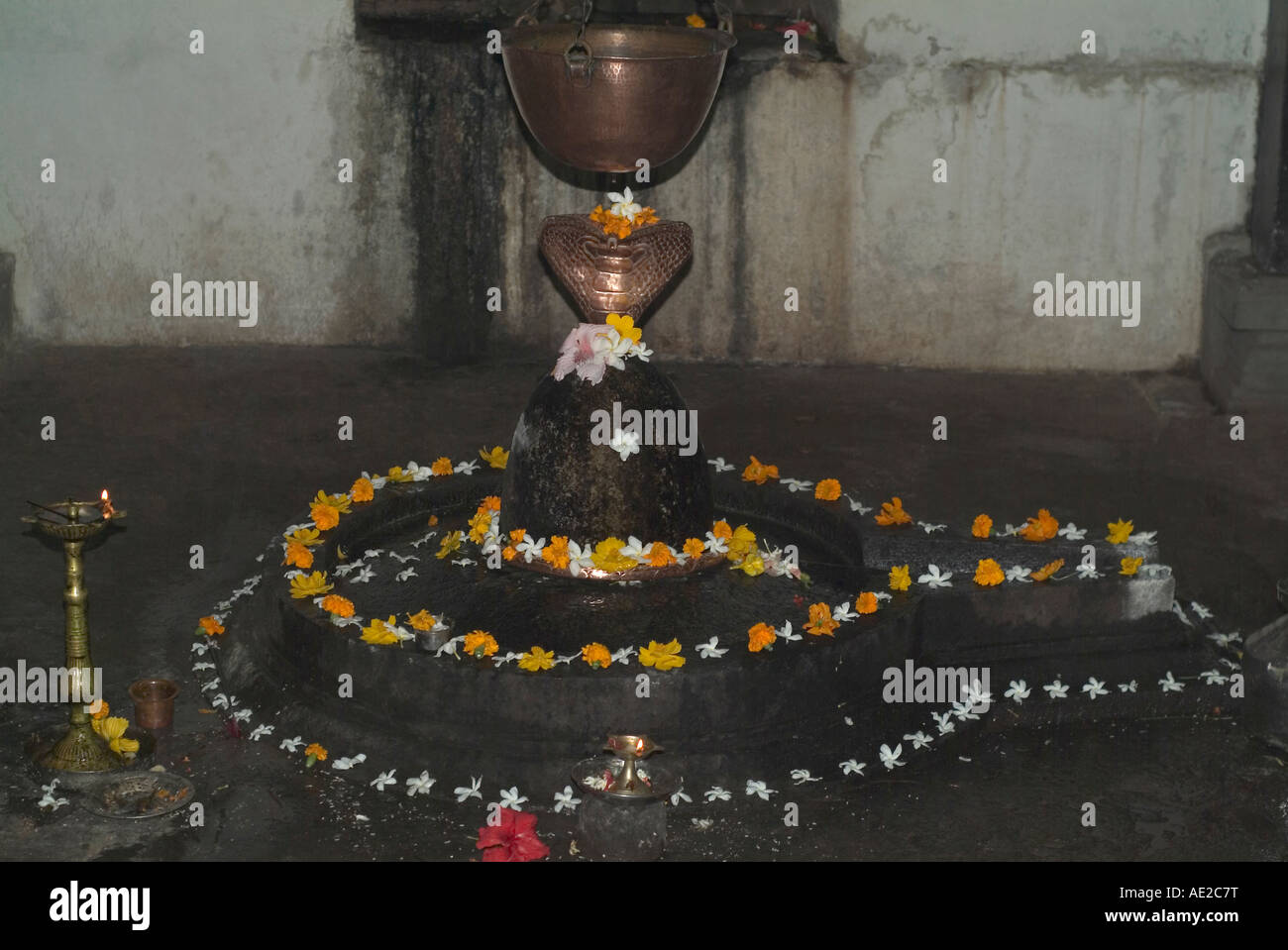 Shivaling hi-res stock photography and images - Alamy