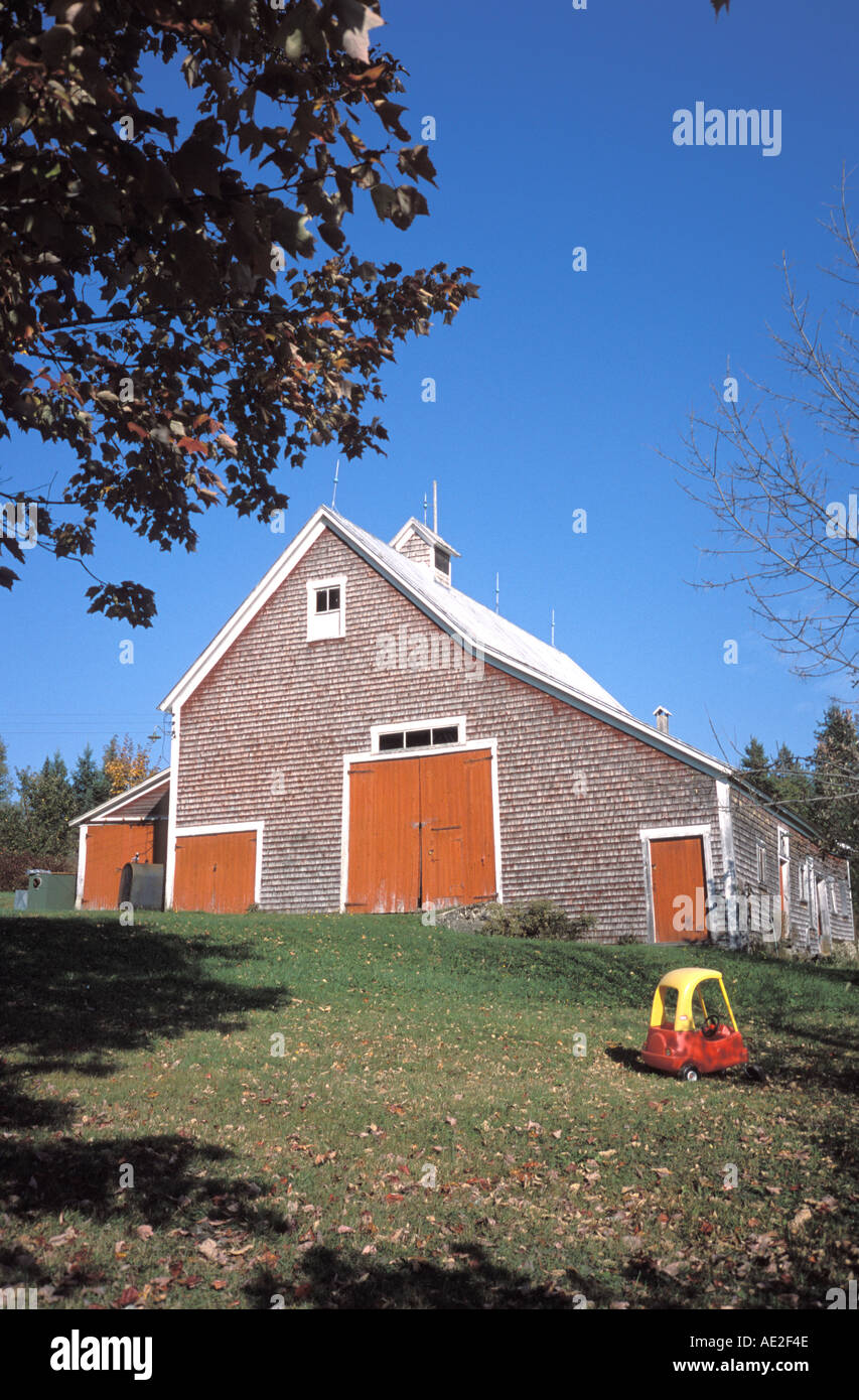 Barn cupola hi-res stock photography and images - Alamy
