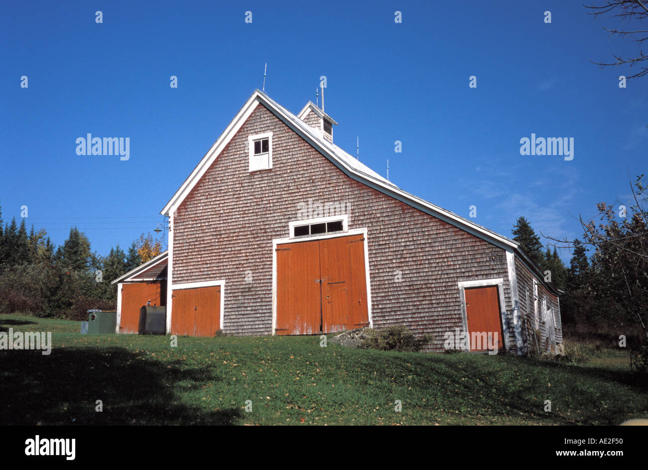 Barn cupola hi-res stock photography and images - Alamy