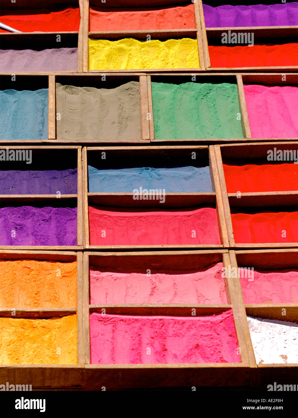 Trays of multi colour dyes Stock Photo - Alamy