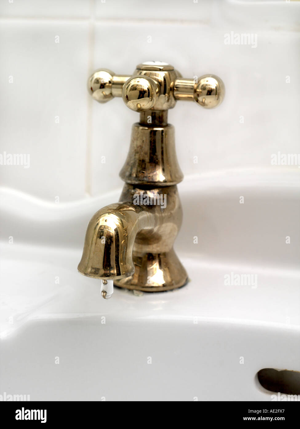 Sink faucet drip dripping hi-res stock photography and images - Alamy