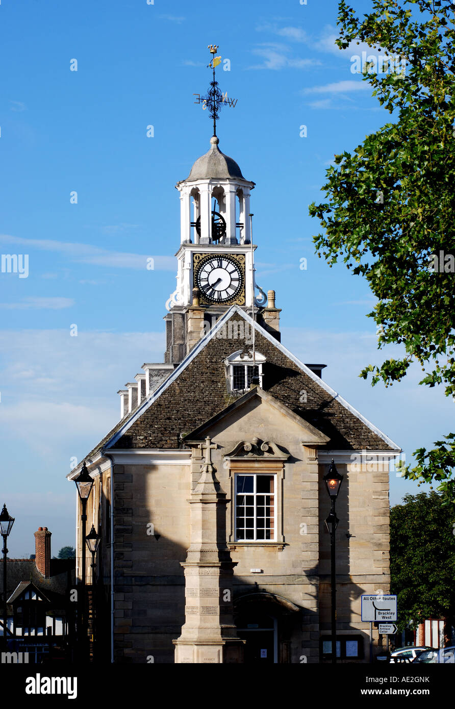 Brackley town hi-res stock photography and images - Alamy