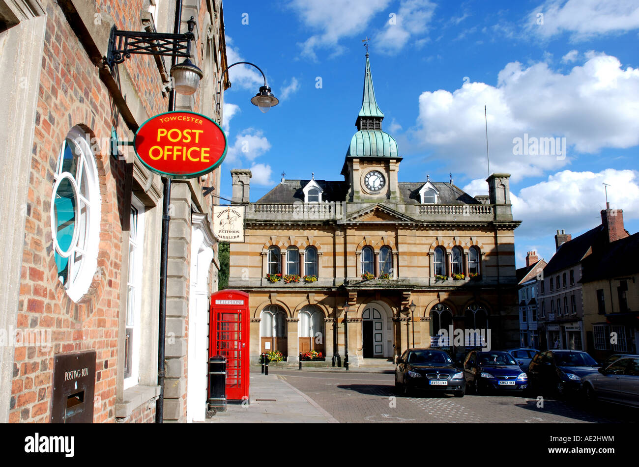 Town Hall and Watling Street, Towcester, Northamptonshire, England, UK ...