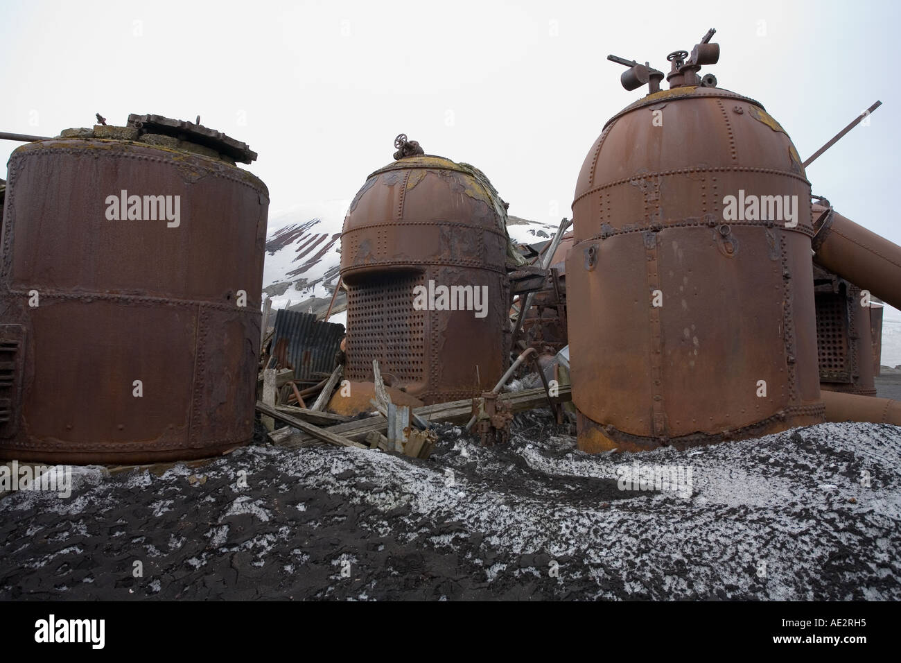 Rusting old storage tanks at the disused whaling station on Deception ...