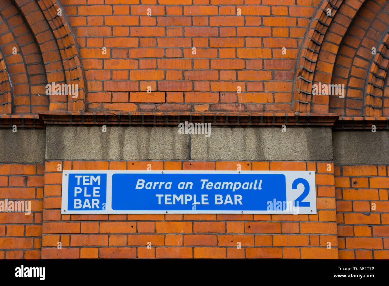 Temple Bar sign on brick wall Stock Photo - Alamy