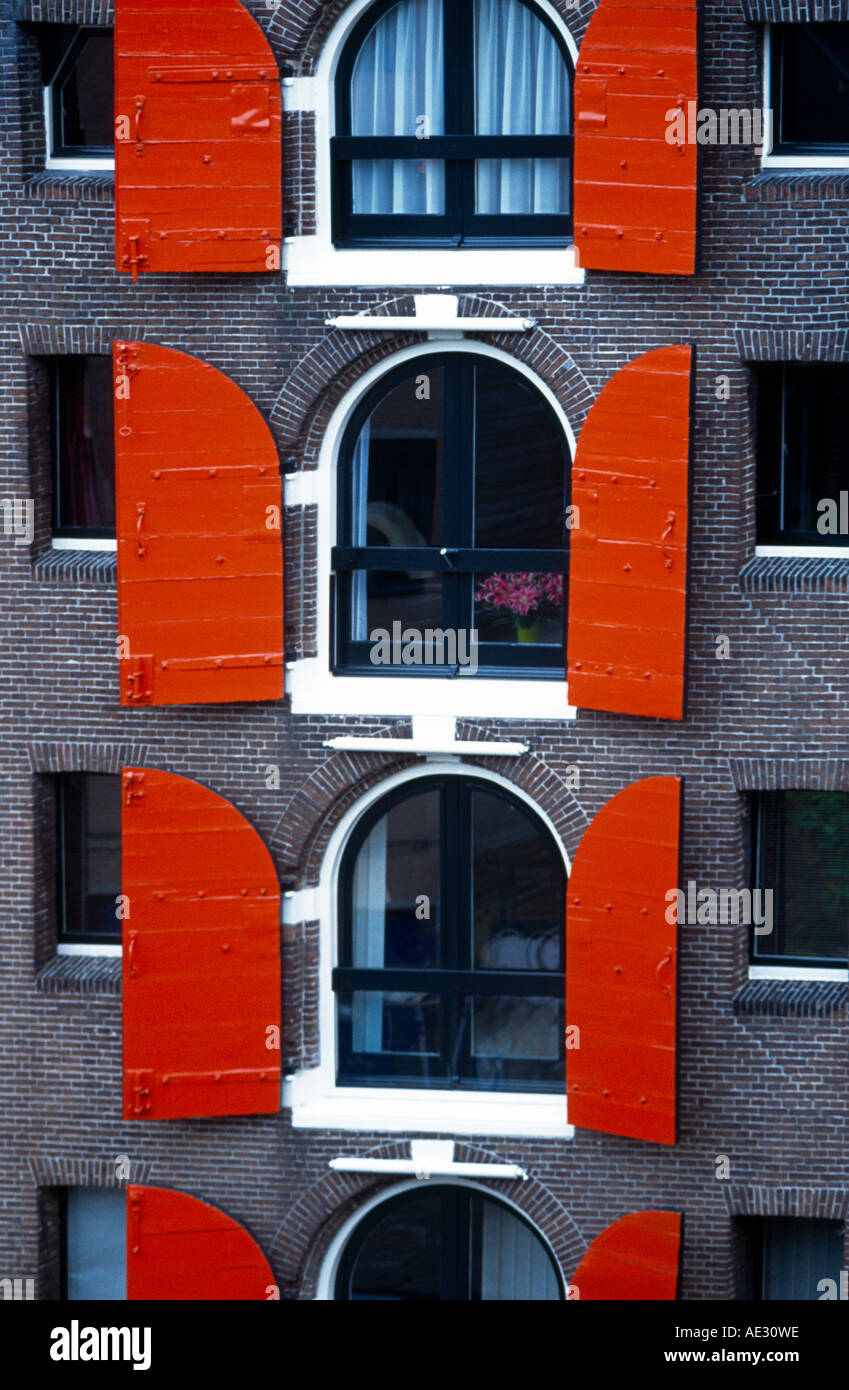 Amsterdam Holland Windows Canal House Stock Photo - Alamy