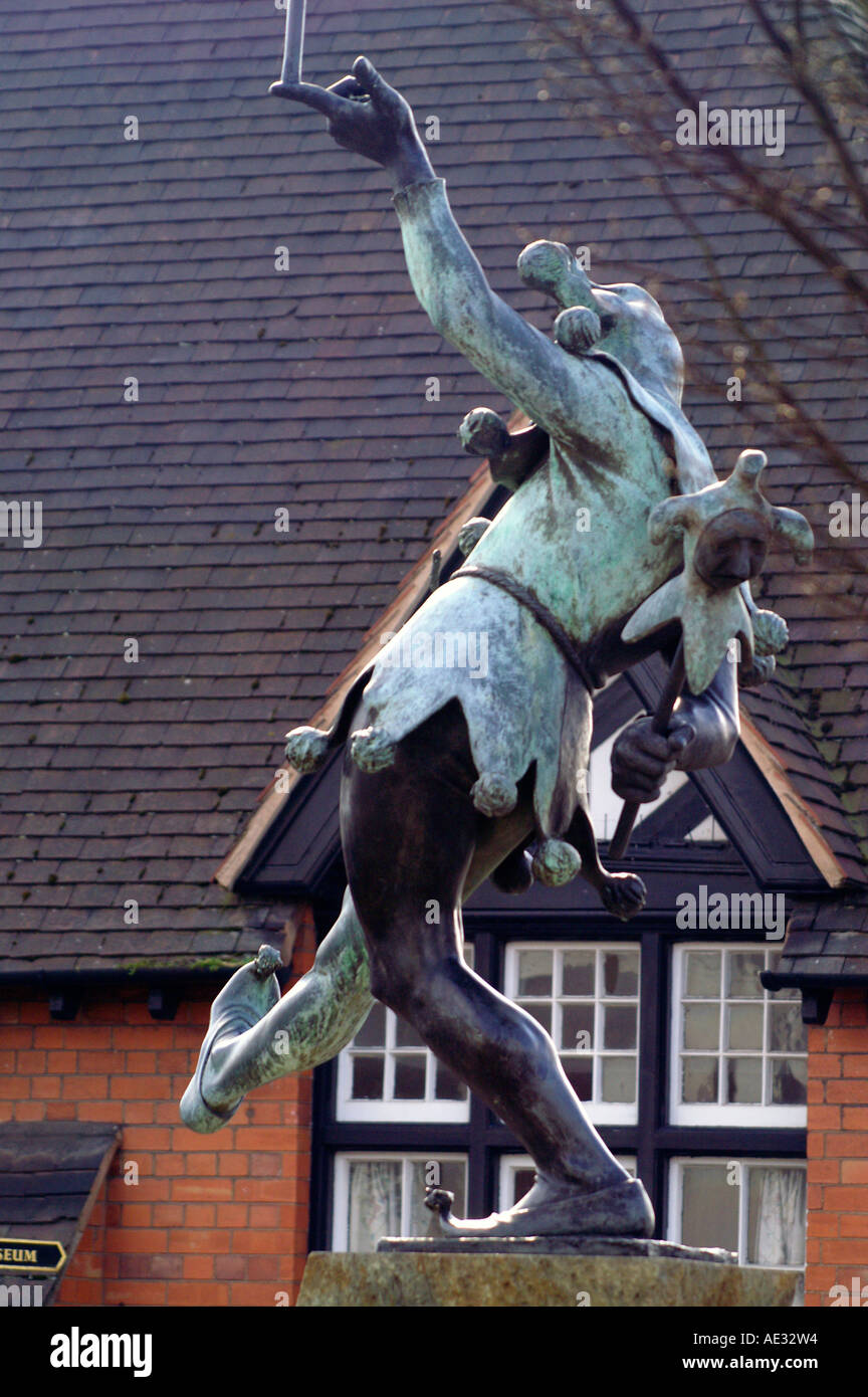 Jester statue in Stratford Upon Avon, England Stock Photo - Alamy