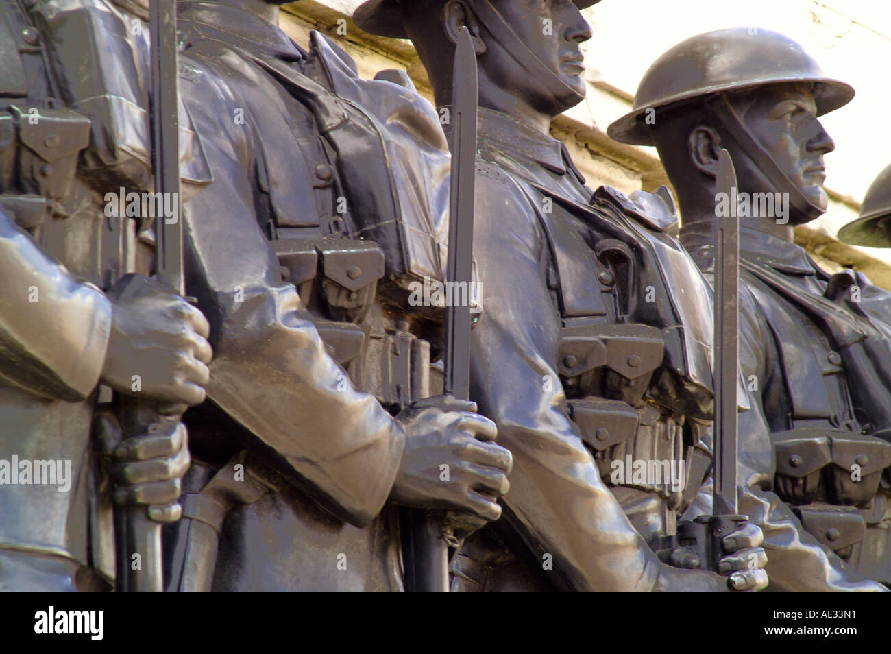 London statue statues soldiers hi-res stock photography and images - Alamy