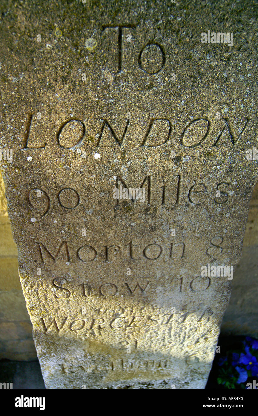 Milestone, To London 90 Miles Stock Photo - Alamy