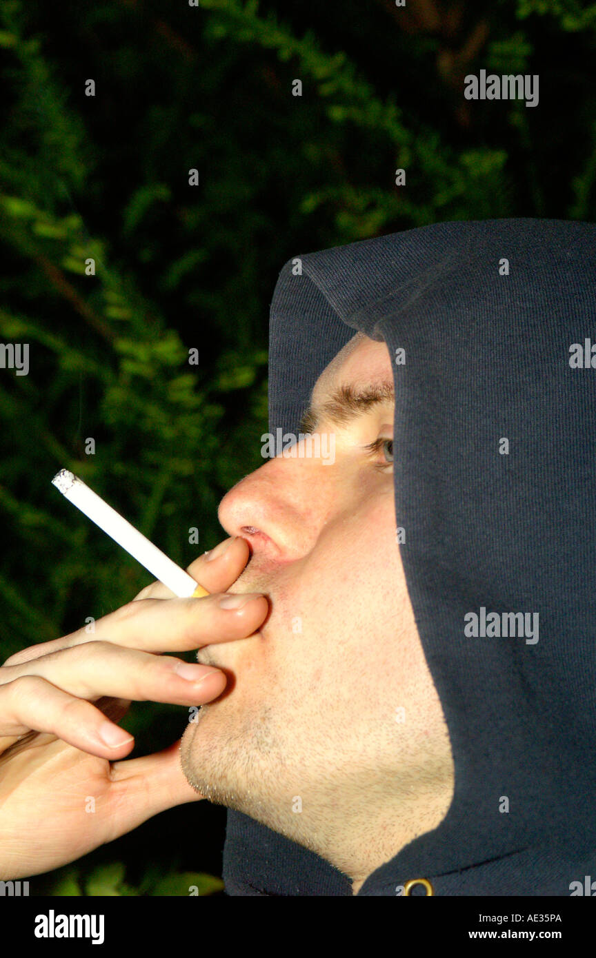 Man smoking outdoors hi-res stock photography and images - Alamy