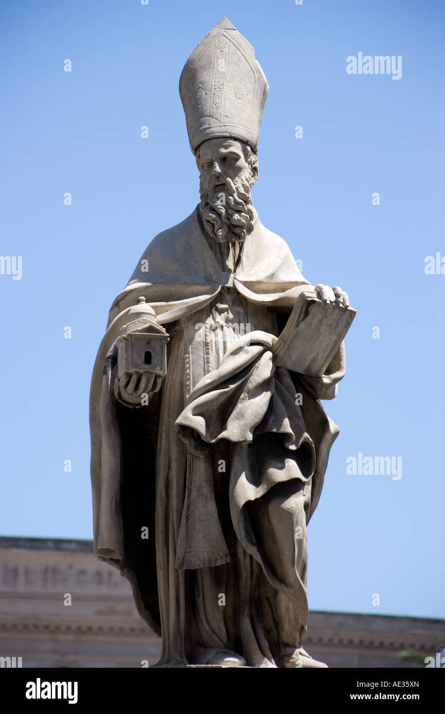 Statue outside Cathedral Palermo Sicily Italy Stock Photo - Alamy