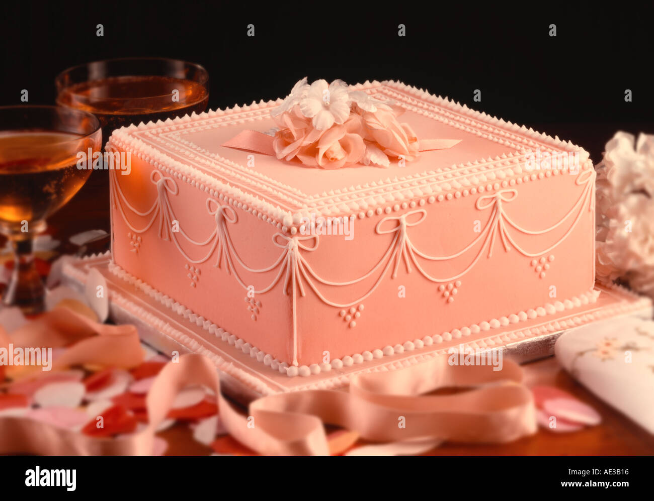 ICED PARTY CAKE Stock Photo - Alamy