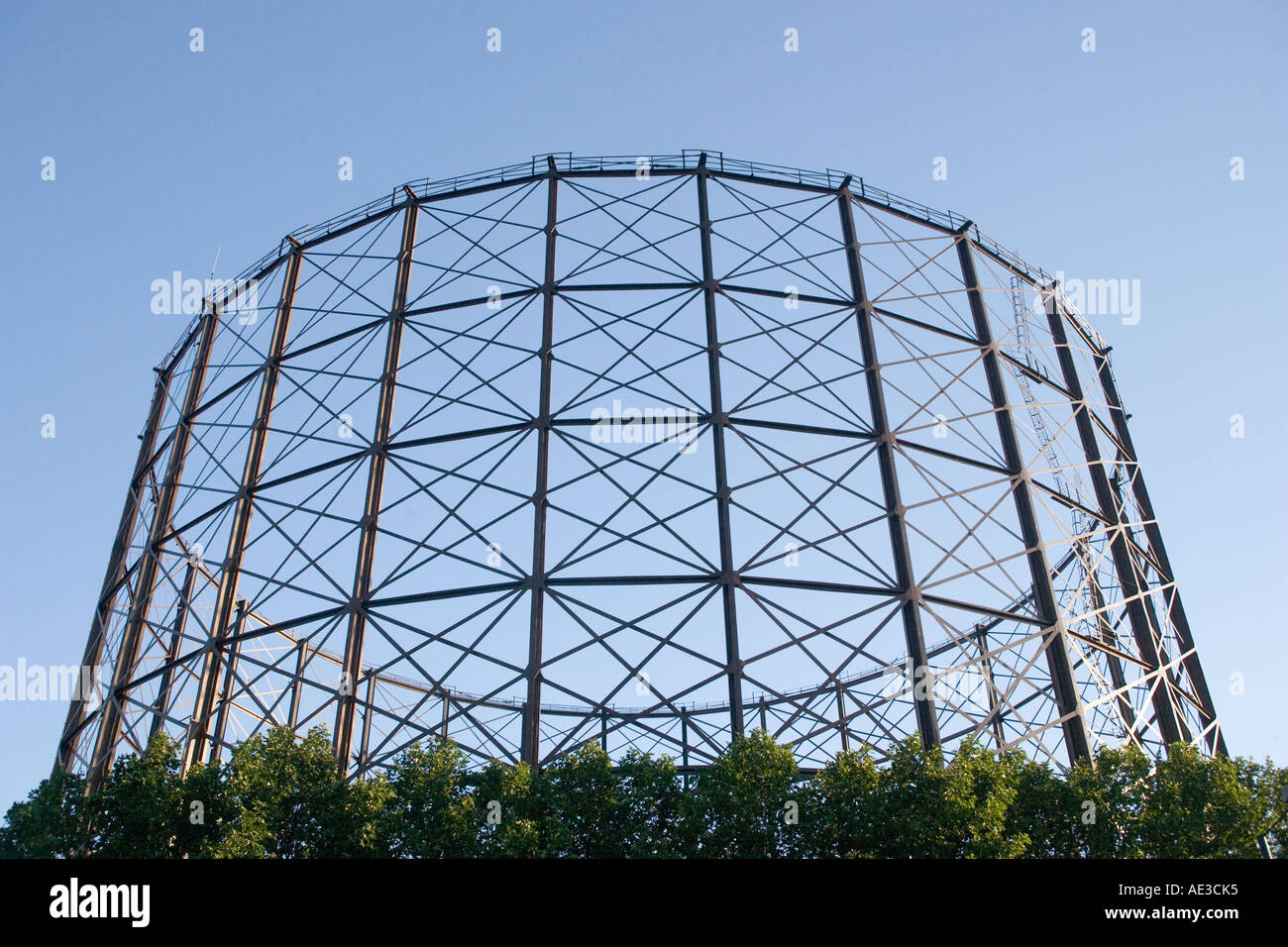 Natural gas holder gasometer hi-res stock photography and images - Alamy