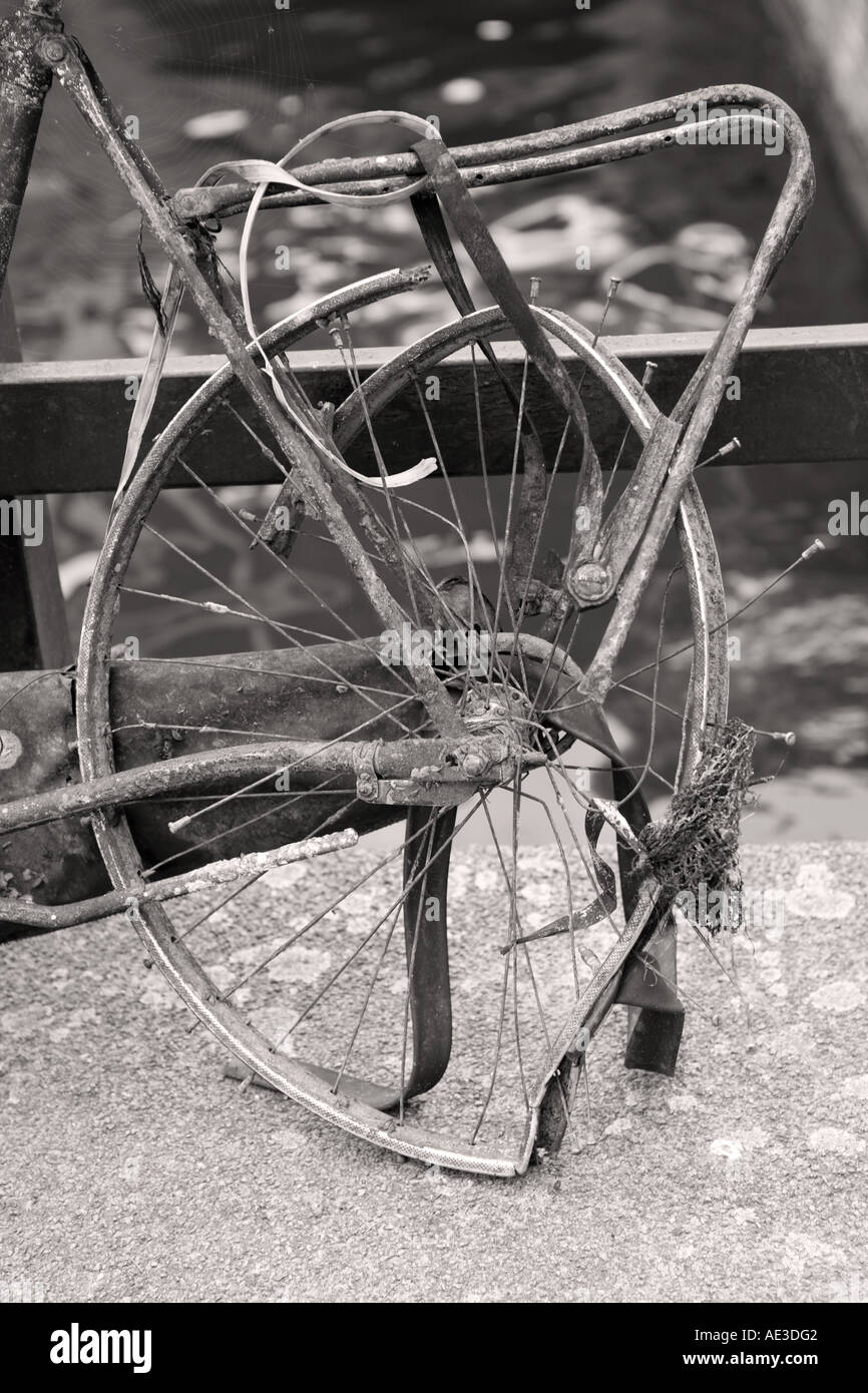 Bent damaged bicycle wheel hi-res stock photography and images - Alamy