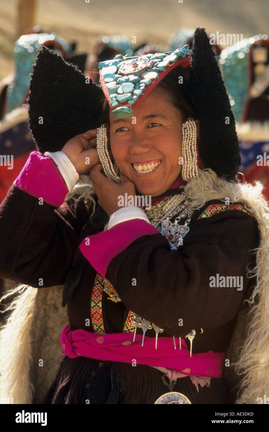India Jammu and Kashmir Ladakh Leh woman in traditional dress Stock ...